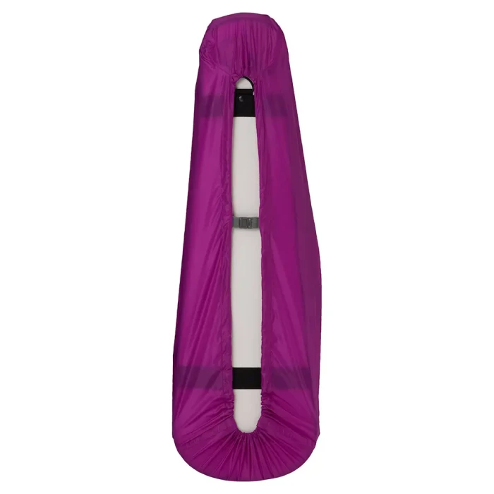 Actual color may vary.