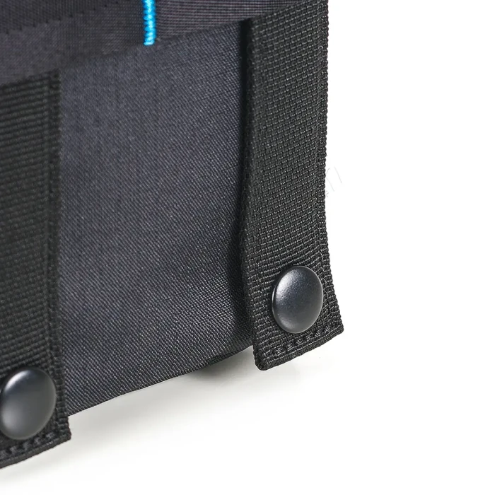 Actual color may vary.